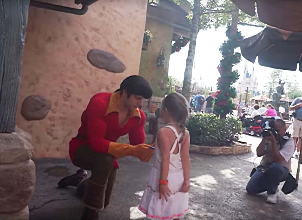 Little Girl Puts Gaston From "Beauty And The Beast" In His Place ...