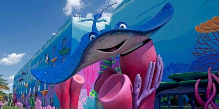 Disney Jigsaw Puzzle: Mr. Ray at Disney’s Art of Animation Resort ...