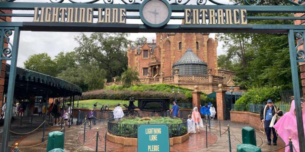 Universal Introduces Disney-Style Lightning Lane System—But With a Twist