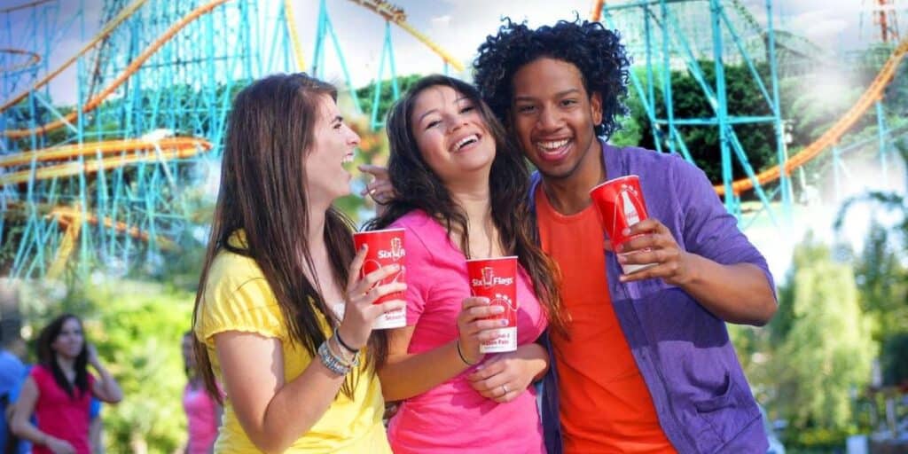 The $1 Billion Interest Rate Shock: Why Six Flags is Paying "Credit ...